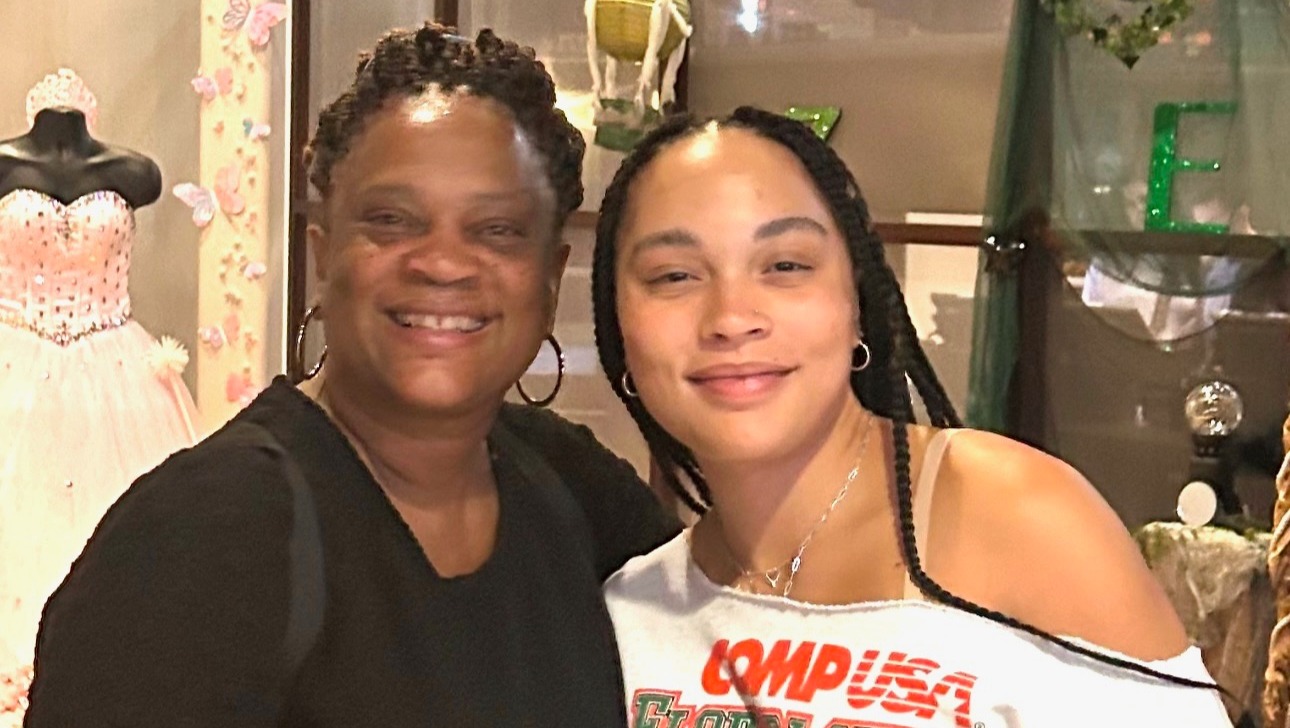 Fundraiser for Robin Hughes by Holly Benson : Help Robin and Clara ...