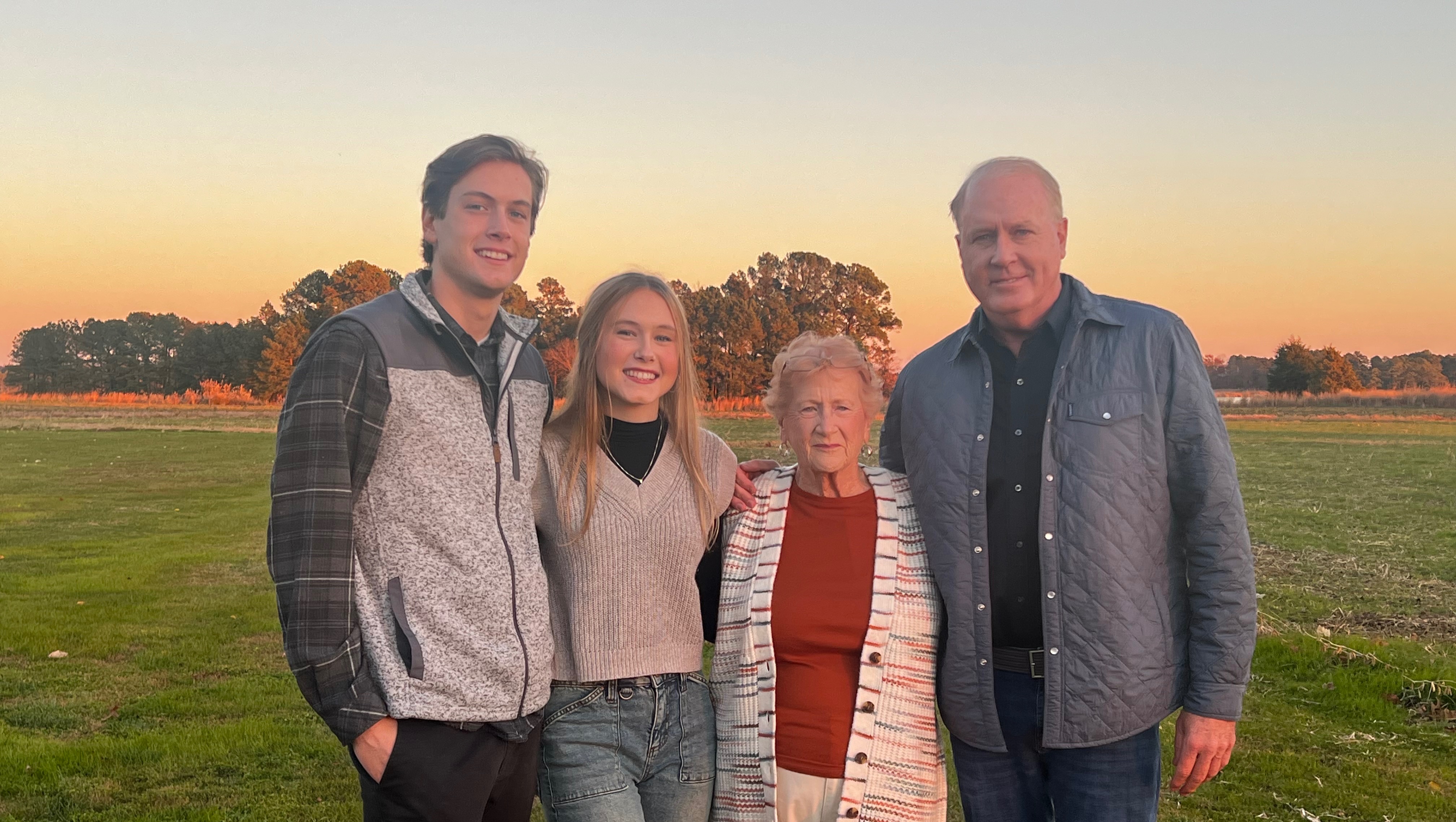 Fundraiser for Julie Moore by Angela Hamilton : Join Team DW: Support ...