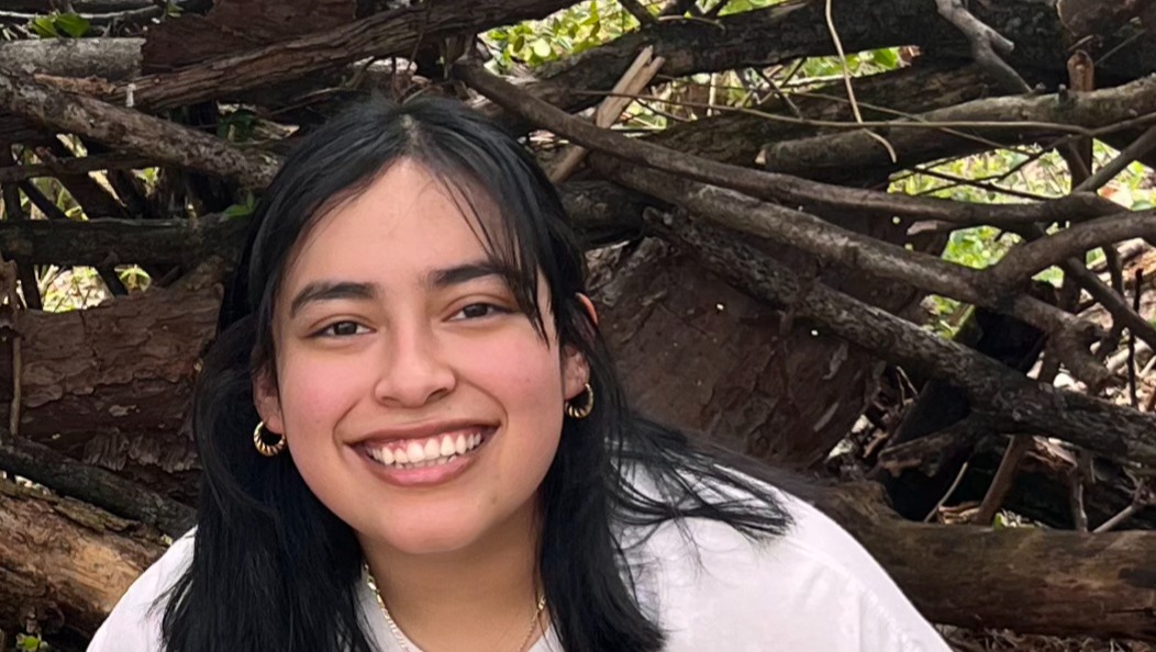 Fundraiser by Alexandria Thompson : Help Fabi Stay on the Dean's List