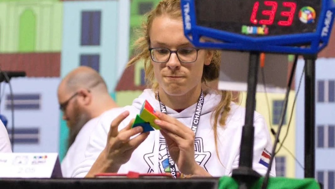 Fundraiser by Jonathan Plug : Stuur Jonathan naar het WK Speedcubing!