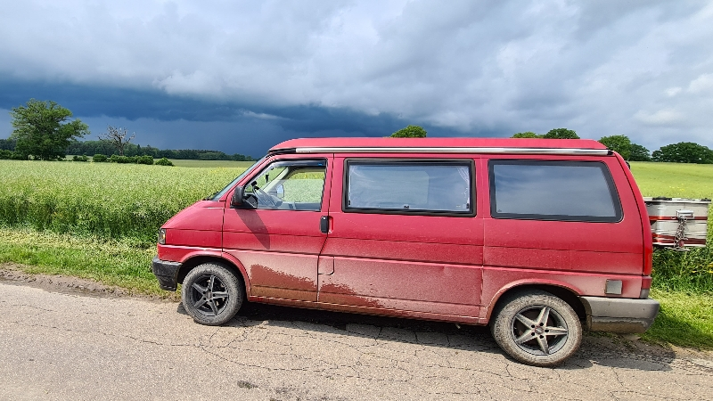 Fundraiser by Daniel Süße : Unser geliebter Bulli hat einen Motorschaden