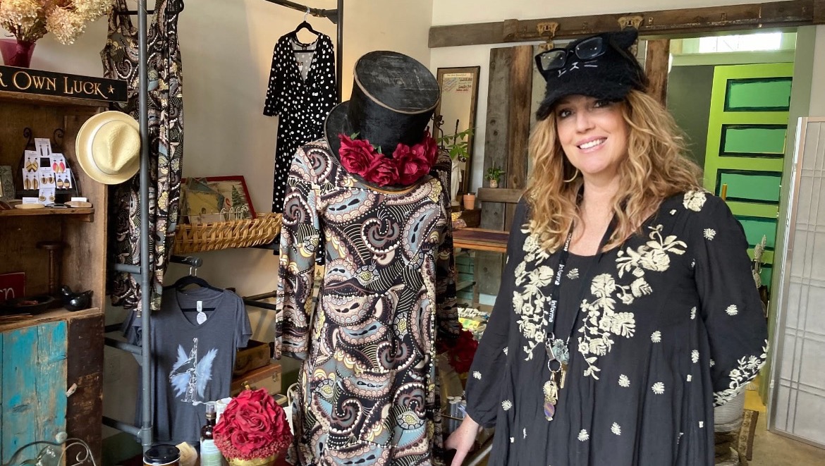 Fundraiser by Sharon Whyte : Support Althea’s Attic in New Beginnings