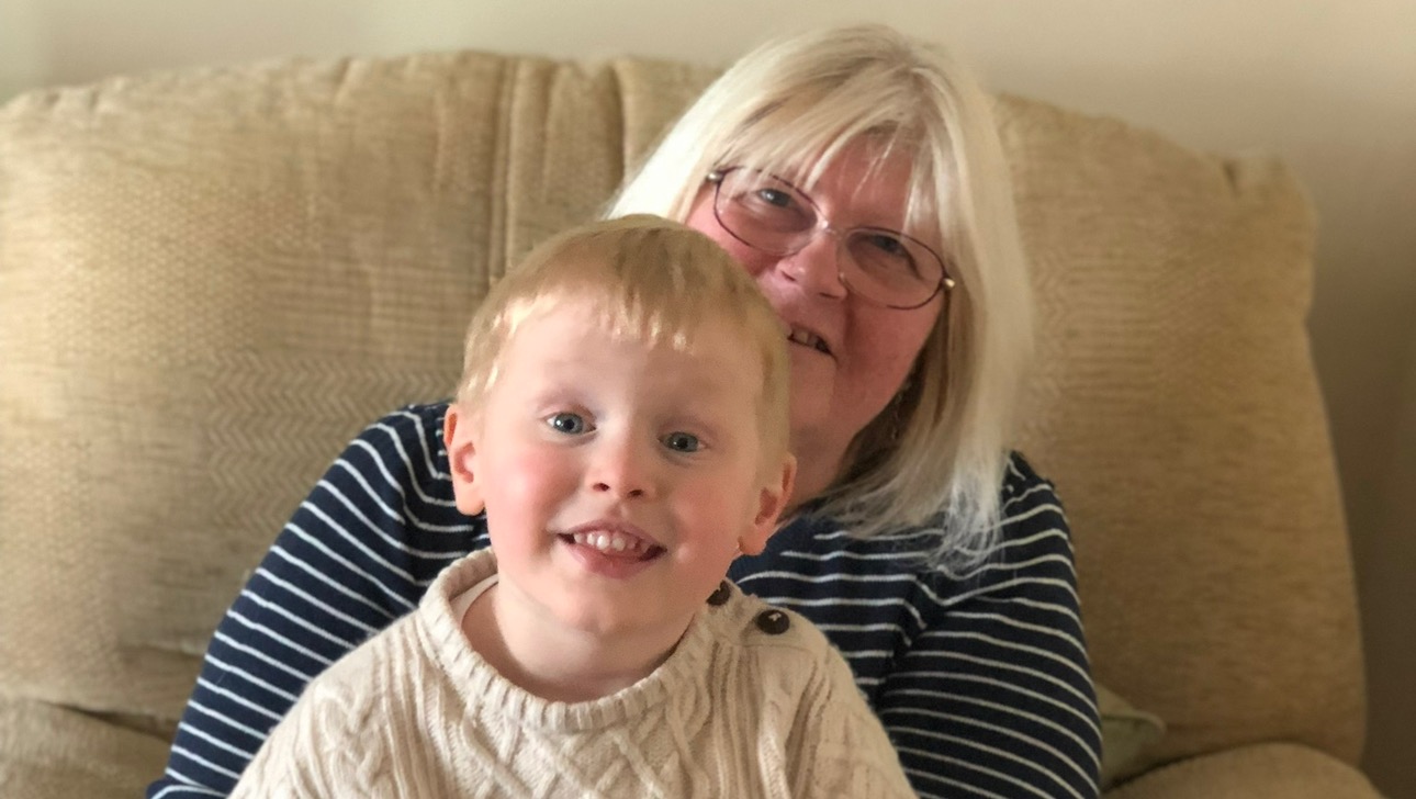 Fundraiser by Emma Guest : Charlie to run 200K before the end of May!