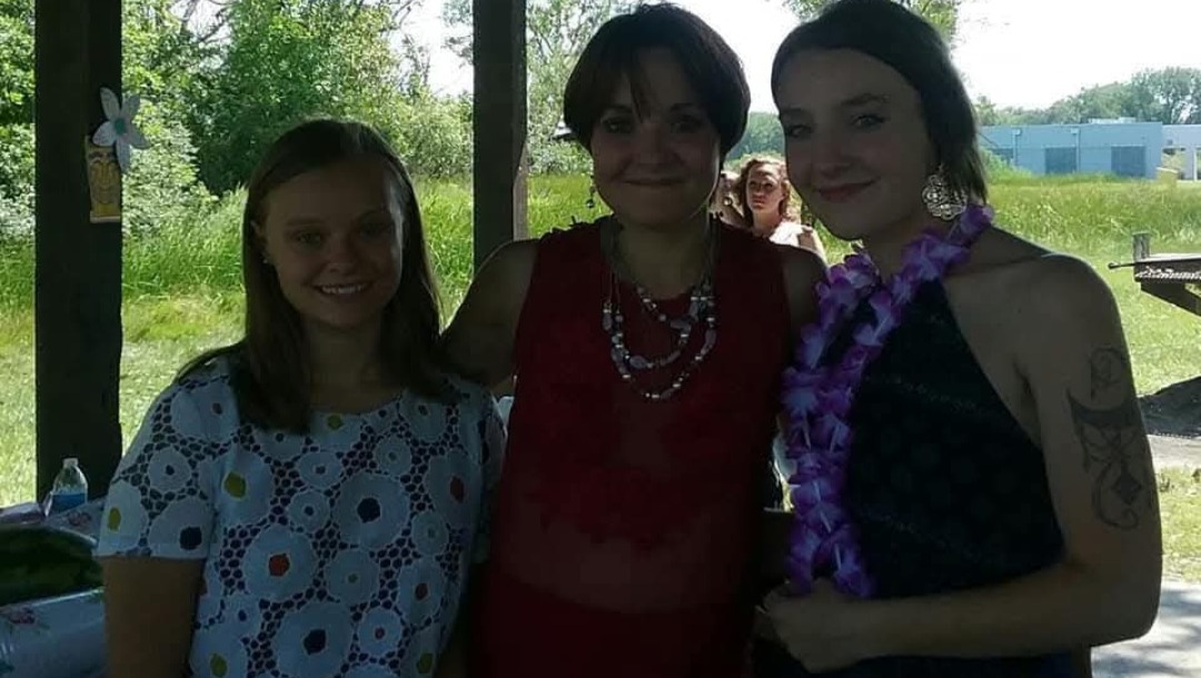 Fundraiser by NICHOLAS GOSHEN : Help for Liana Morency cremation