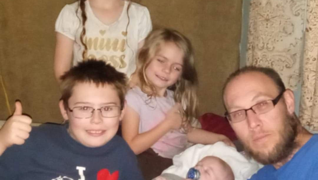 Fundraiser for Adrian Jones by Tammy Deal : Help Liz, a Widow and ...