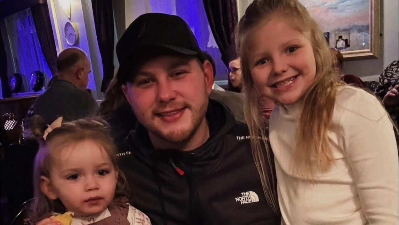 Fundraiser by Joshua Clough : Brandon’s girls