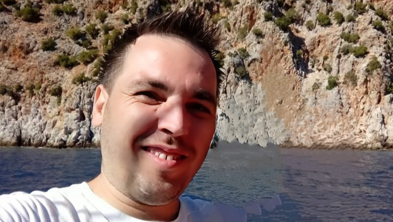 Fundraiser by Nina Butenko : Support Misha's family upon his passing