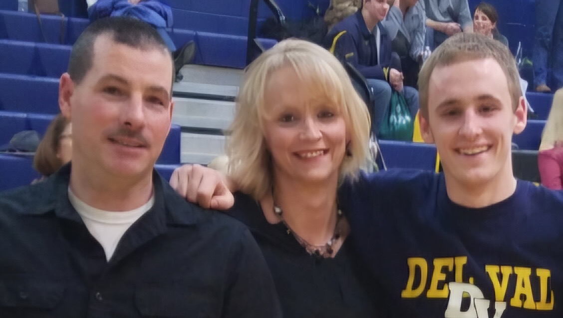 Fundraiser for Sean McLaughlin by Christine Izso : Support Tanner McLaughlin's Family in Their Loss