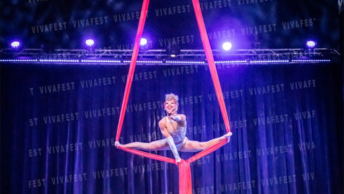 Fundraiser by Mia Pacitto : Join London on Her Circus Adventures