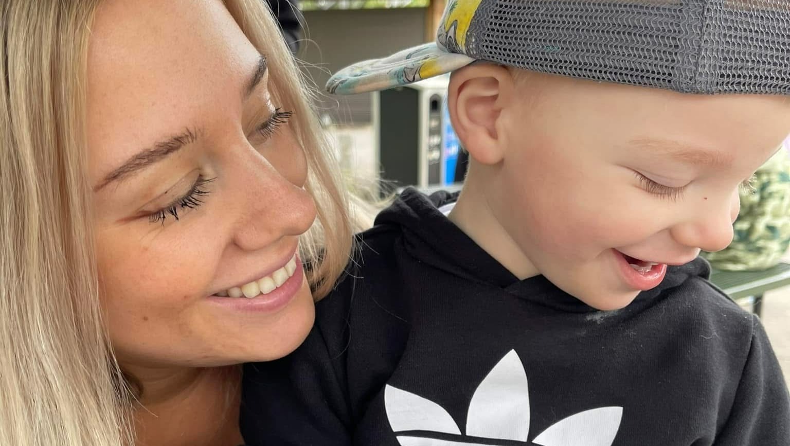Fundraiser by CRYSTAL CHRISTENSEN : Stand by Lauren in Tough Times