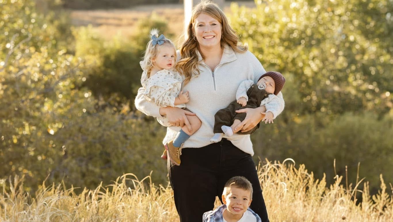 Fundraiser for Esther VanDijk by Ashley Barrick : Support Rebekah VanDijk