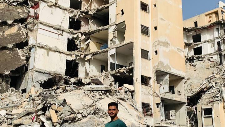 Fundraiser by Emily Chalke : support lovely 20 year old Abdulhai