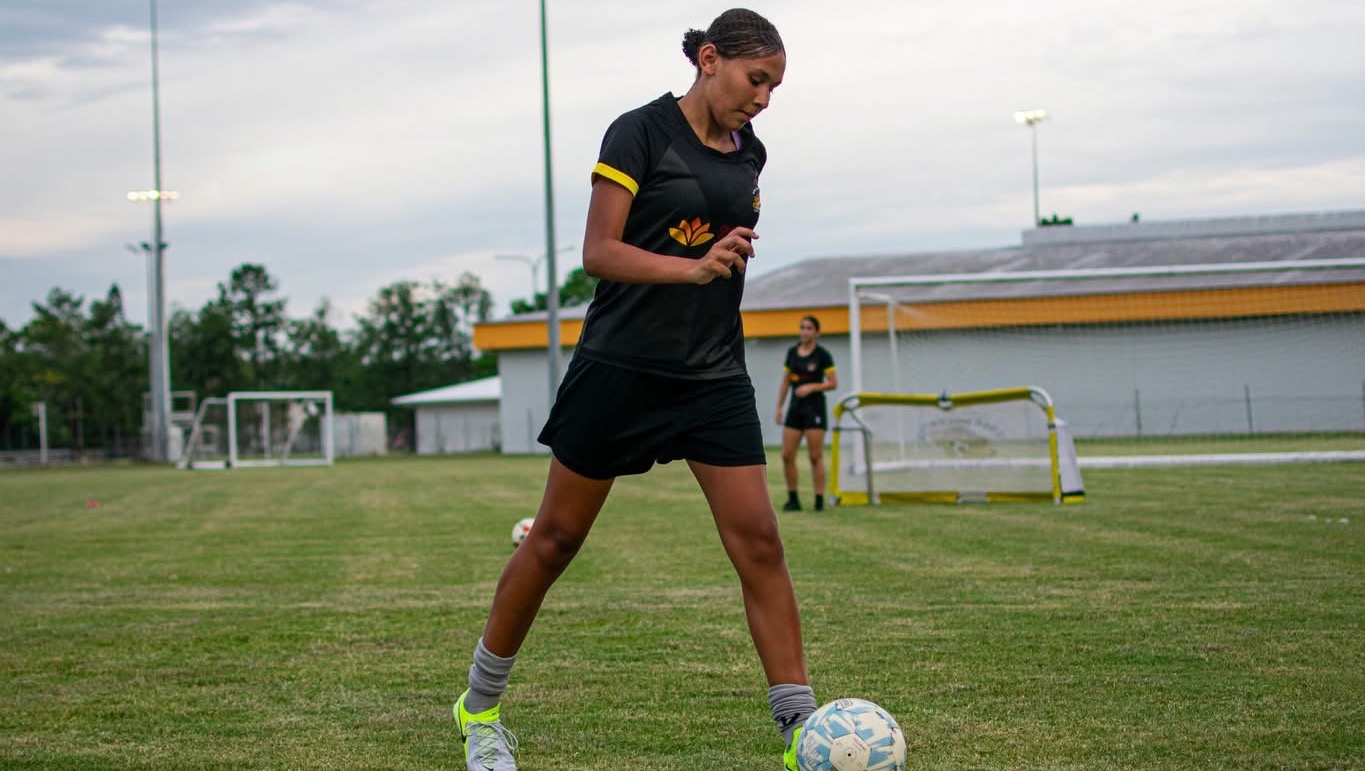 Fundraiser for Tamara Blore by Siobhan Macken : Get Ella to Spain!