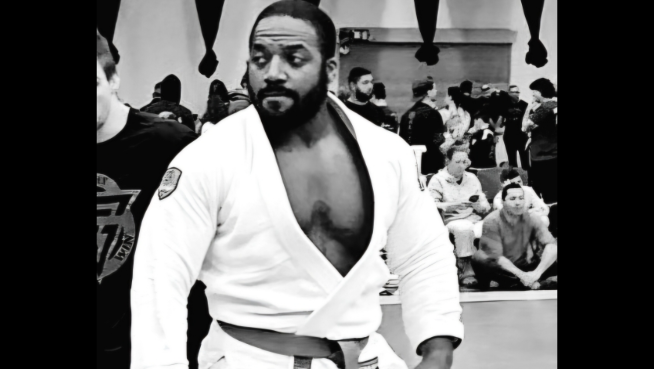 Fundraiser by Carl Beynon : Officer Lewis Deserves Our Support