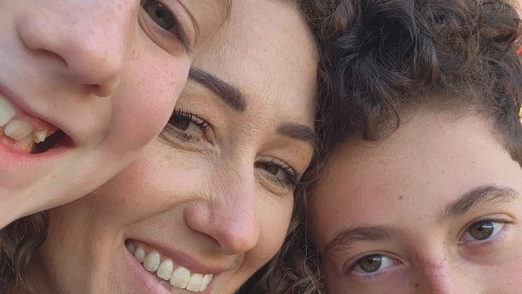 Fundraiser for Mira Claudia by Natalie Duffy : Get Mira to London