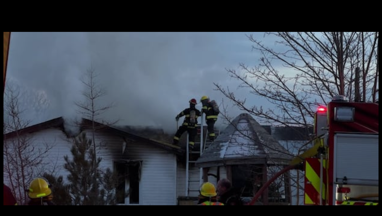 Fundraiser for Emily Mooney by Kaitlyn Martin : Emily and her family