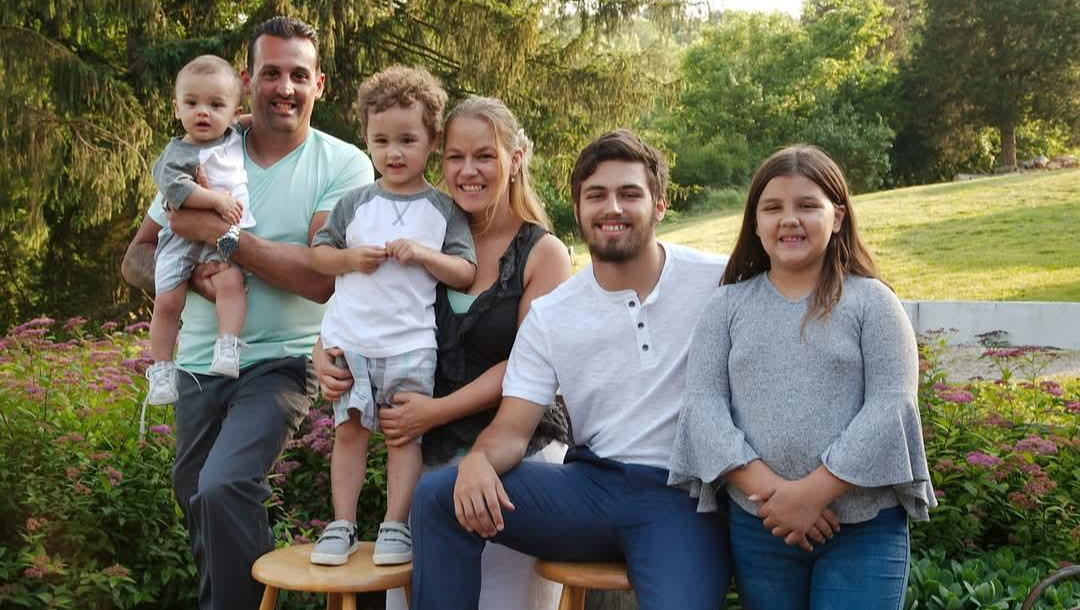 Fundraiser by STEFANIE HOWDYSHELL : Michael Messmore burial costs and ...