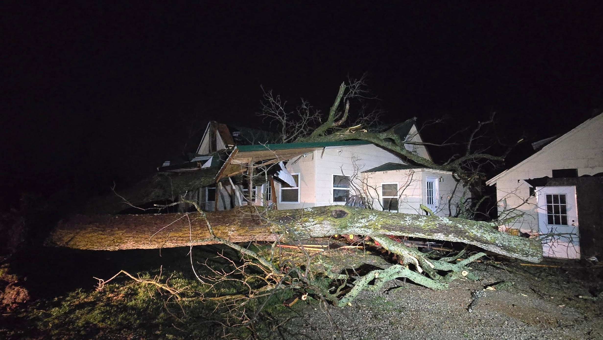 Fundraiser for Eric Jewell by Richard Joseph Comito Jr : Eric's Tornado ...