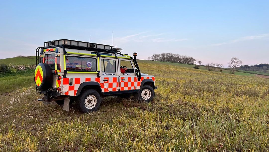 Fundraiser by Rebecca Everitt : Dartmoor Search And Rescue Ashburton ...