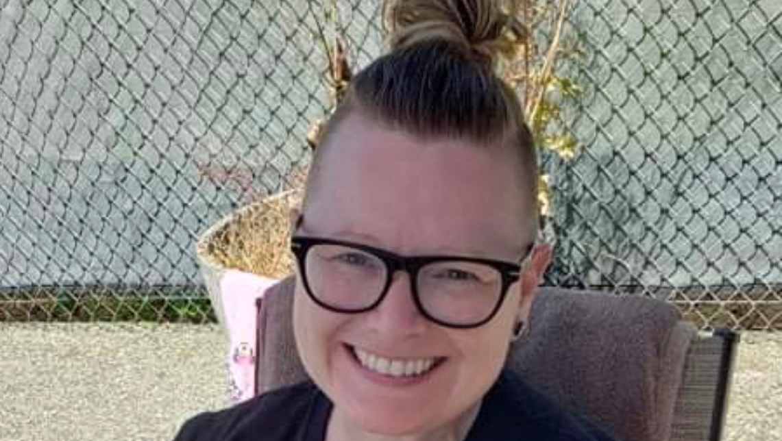 Fundraiser for Deanna Burd by Zoe Powell : Support Lisa Burd's Medical ...