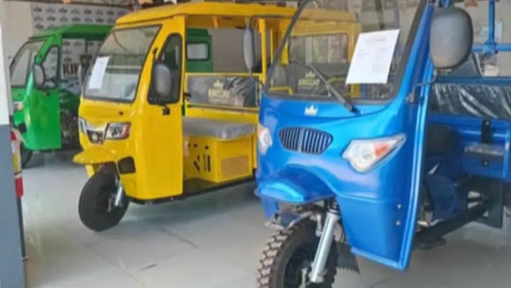 Fundraiser by Harold Espinosa : Support Our Journey to a New Cab