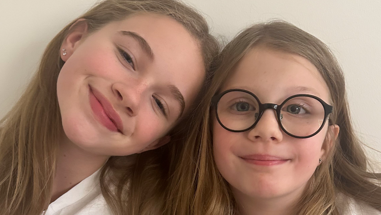 Fundraiser by Zoe Broster : Dexie and Poppy take on the INFLATABLE5K