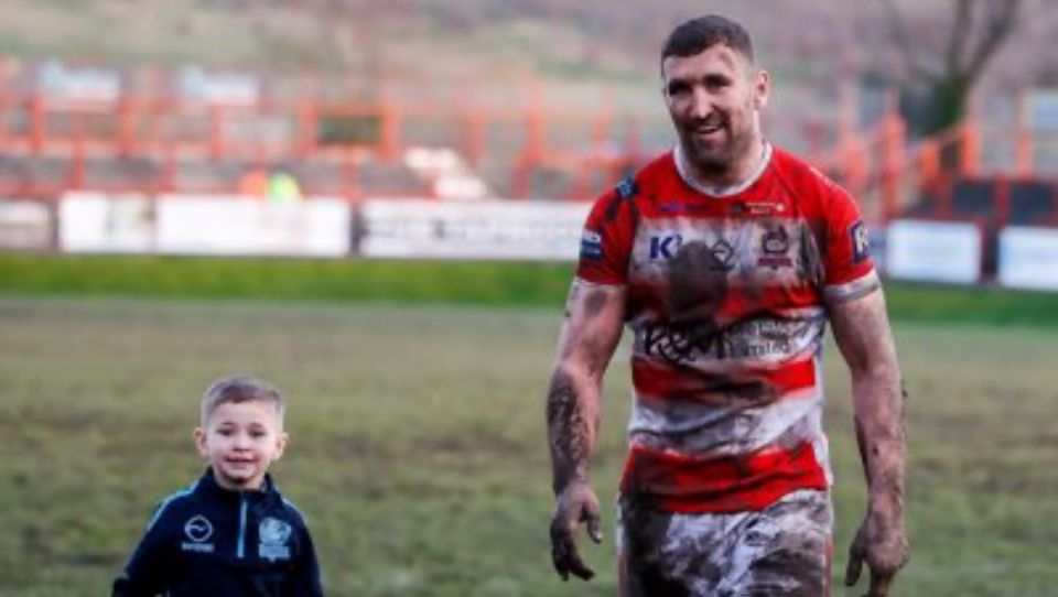 Fundraiser by Danny Maun : Manus Cycle to London