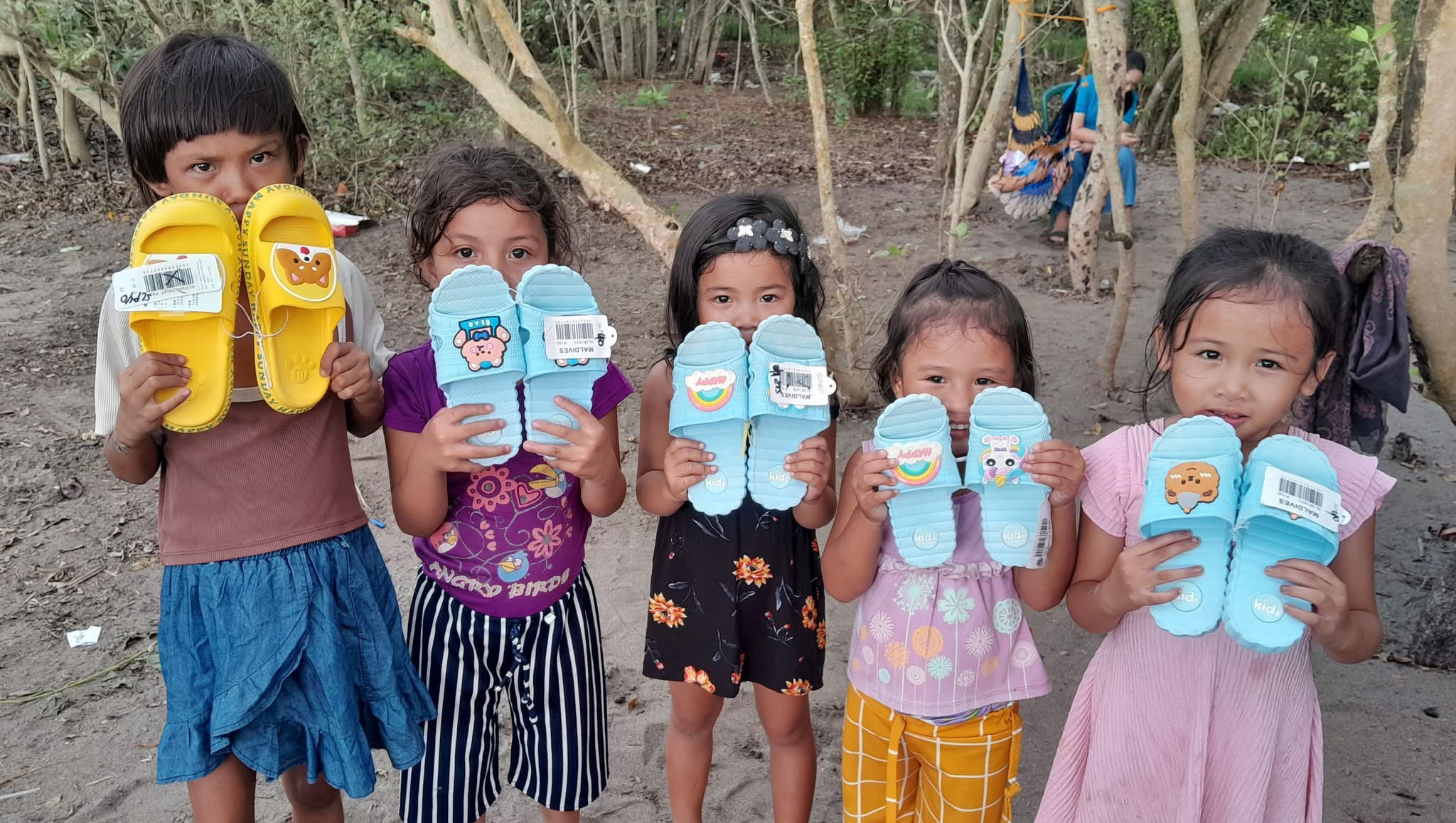 Fundraiser by EJ Launio : Donate to help feed hungry children in the Philippines