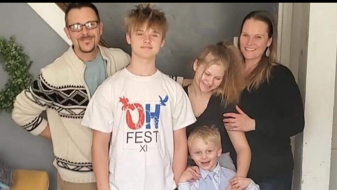 Fundraiser for Ashley Stack by Miranda morell : Help the Sivacek Family ...