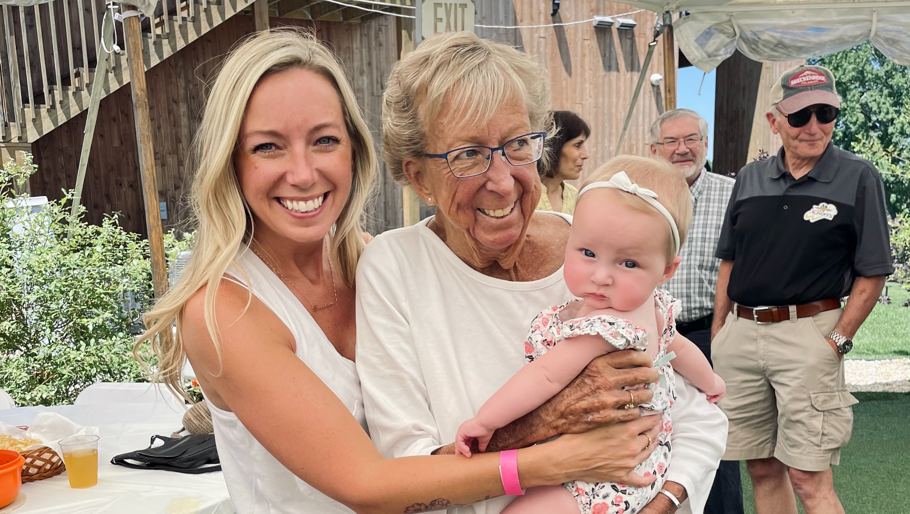 Fundraiser by Mari Davis : Ease the Burden for Linda's Loved Ones