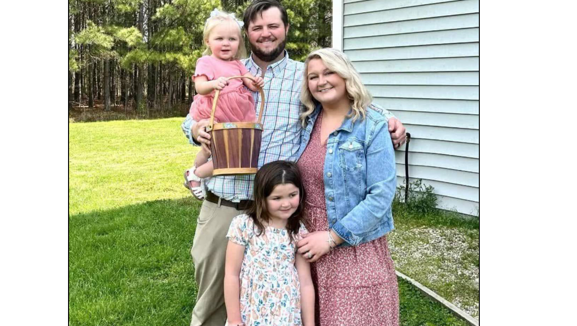 Fundraiser by Autumn Ferguson : Support the Roach’s after devastating fire