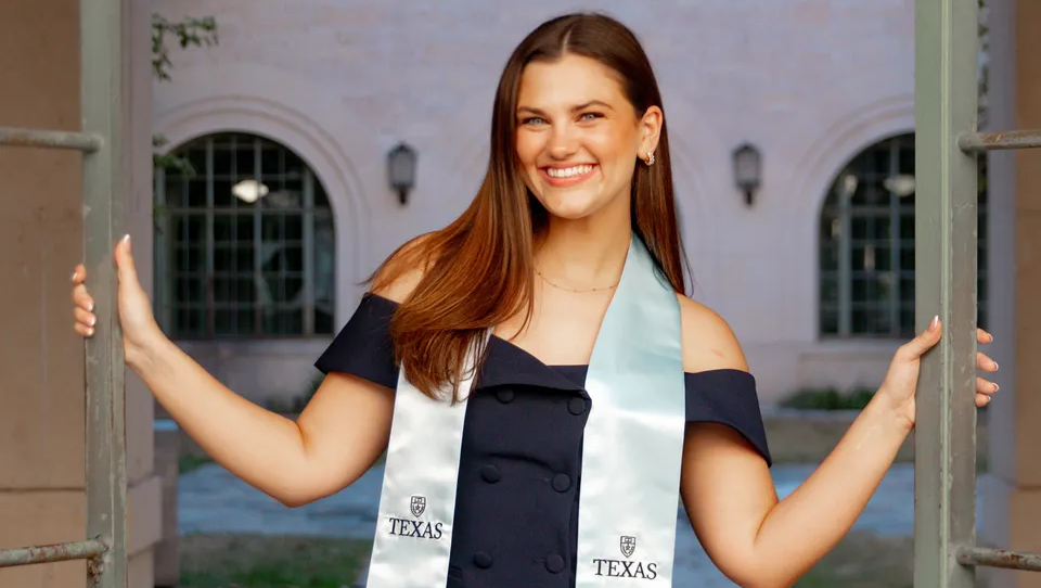 Fundraiser by Mackenzie Gholson : Support Mackenzie’s Medical Trip to Guatemala