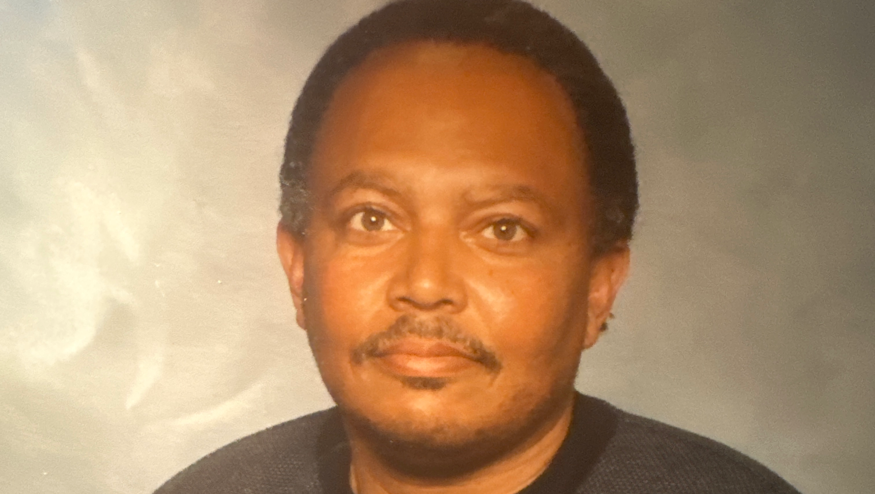 Fundraiser by Rebecca Millhouse : Father with Dementia Needs Final Farewell