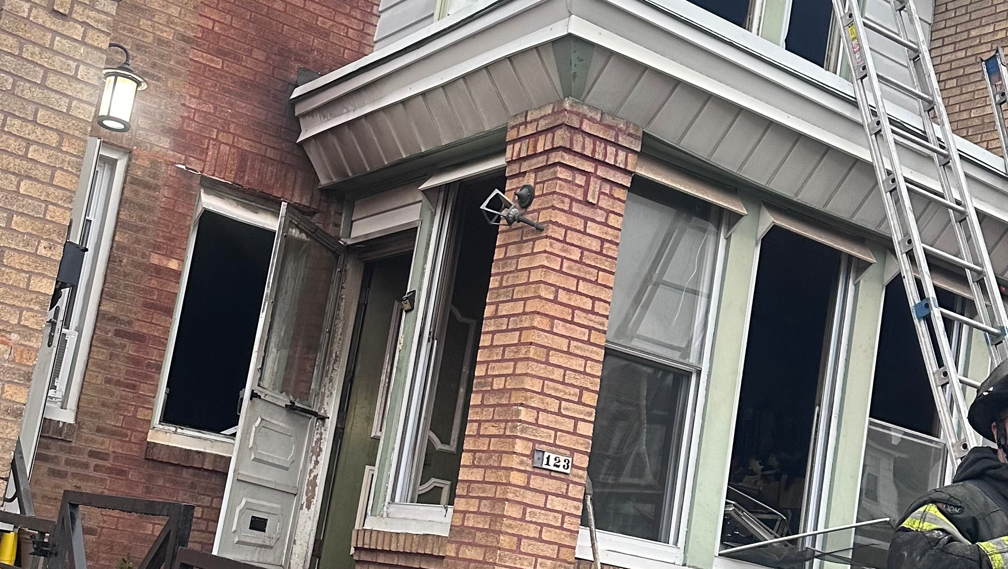 Fundraiser by Stefan Dempsey : Suzanne Harris & Sons House Fire