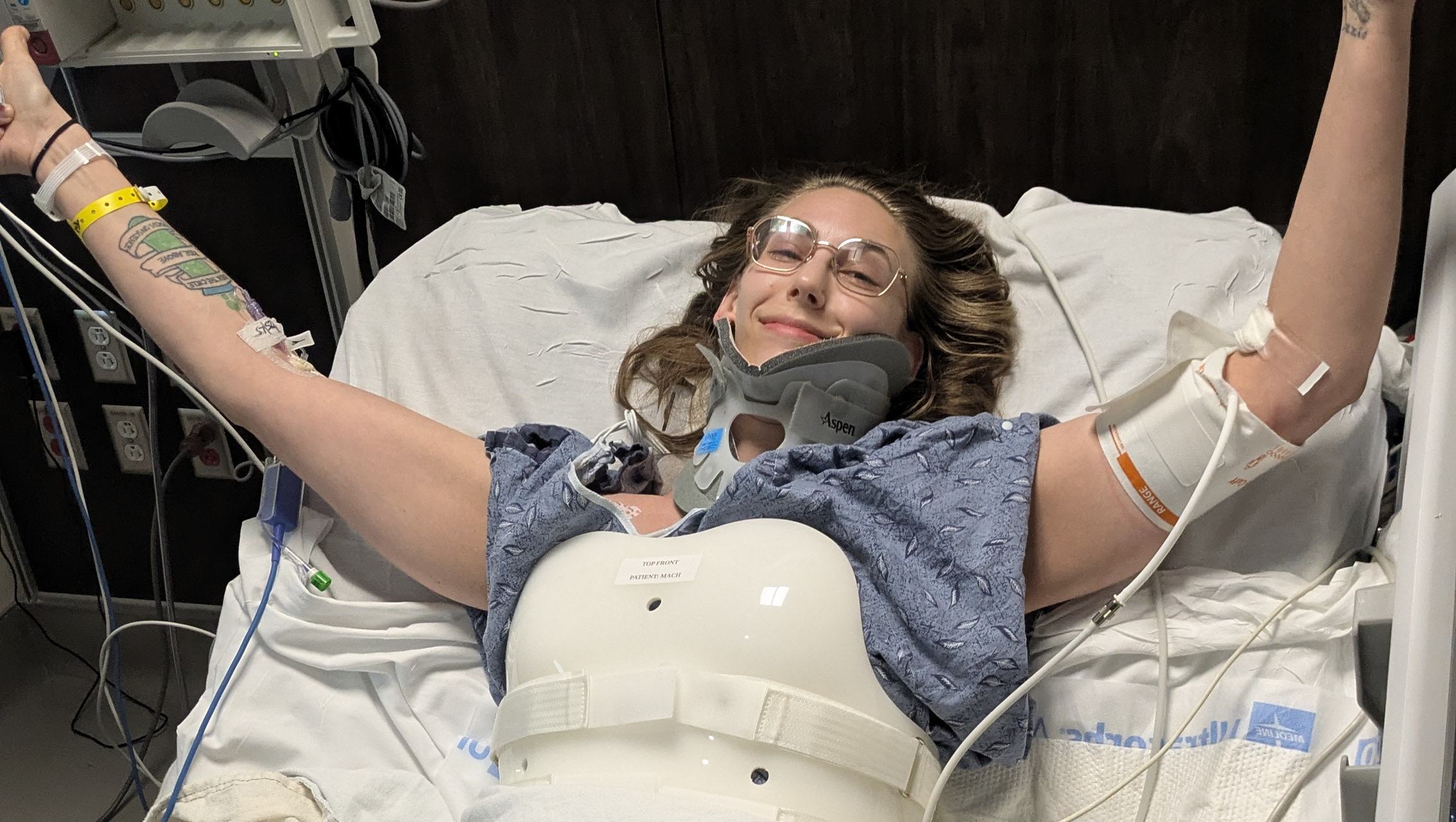 Fundraiser by Cameron Doby : Help Abra's Recovery from a Broken Back!