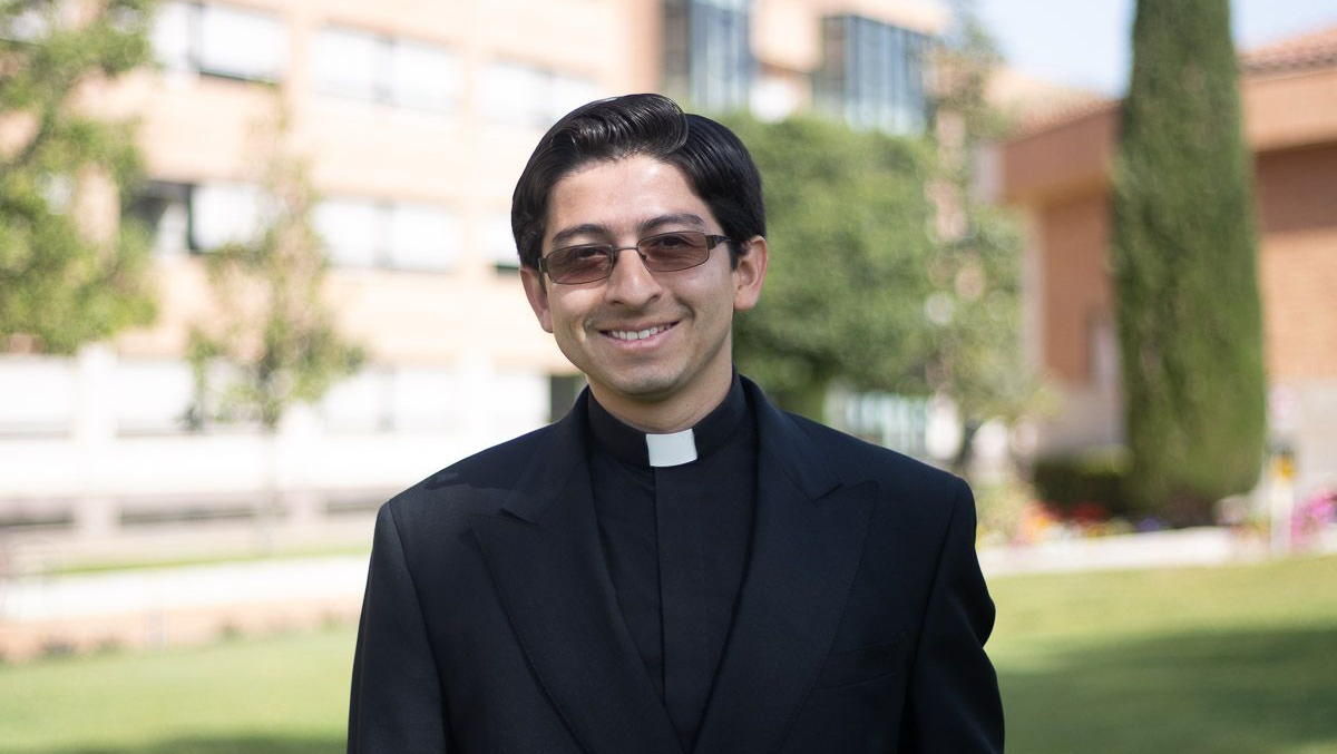 Fundraiser by Fernando Castro : Ordenación Sacerdotal P. Fernando