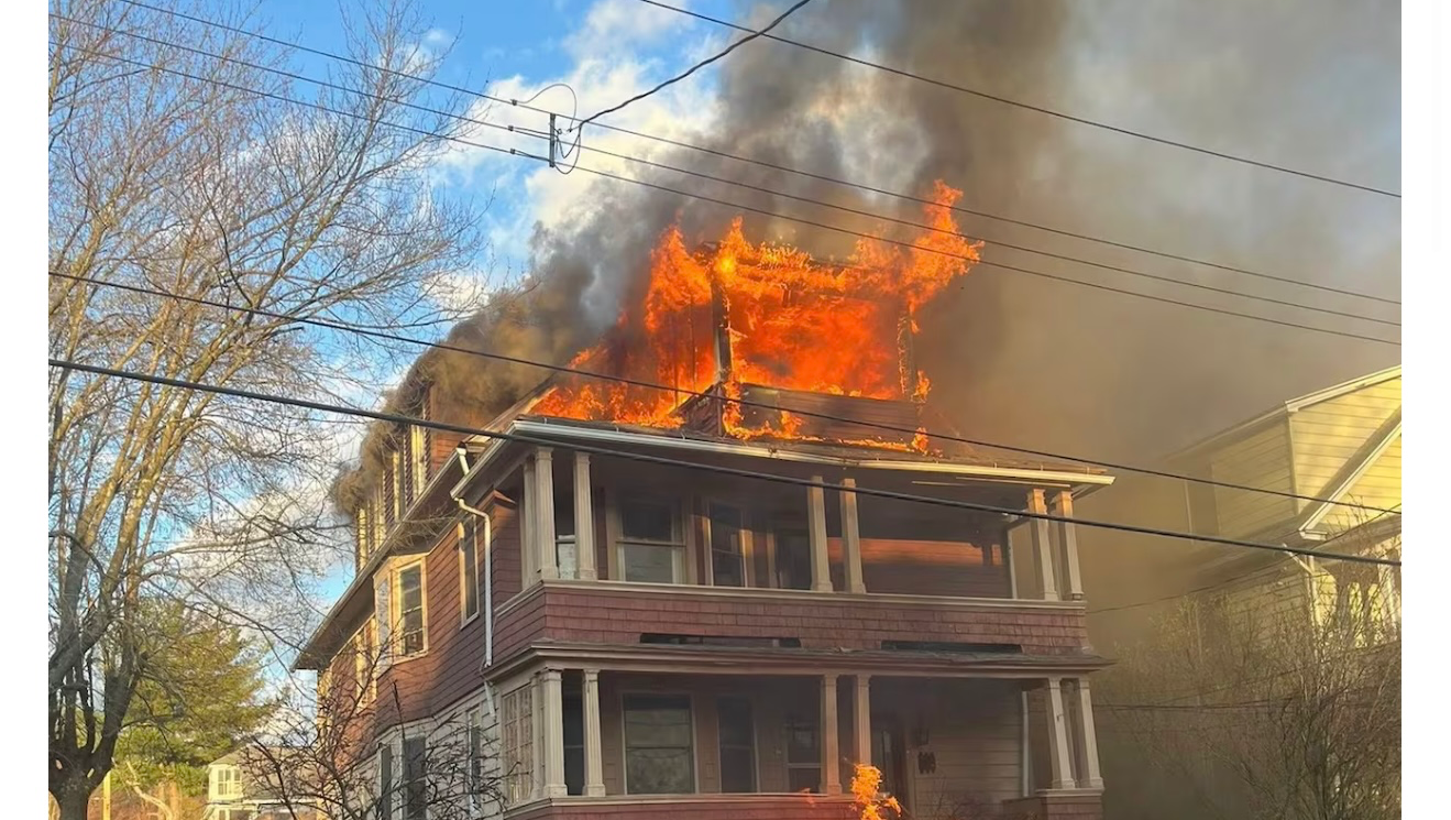 Fundraiser by Luz Barrios : Stand with Amanda After Fire Loss