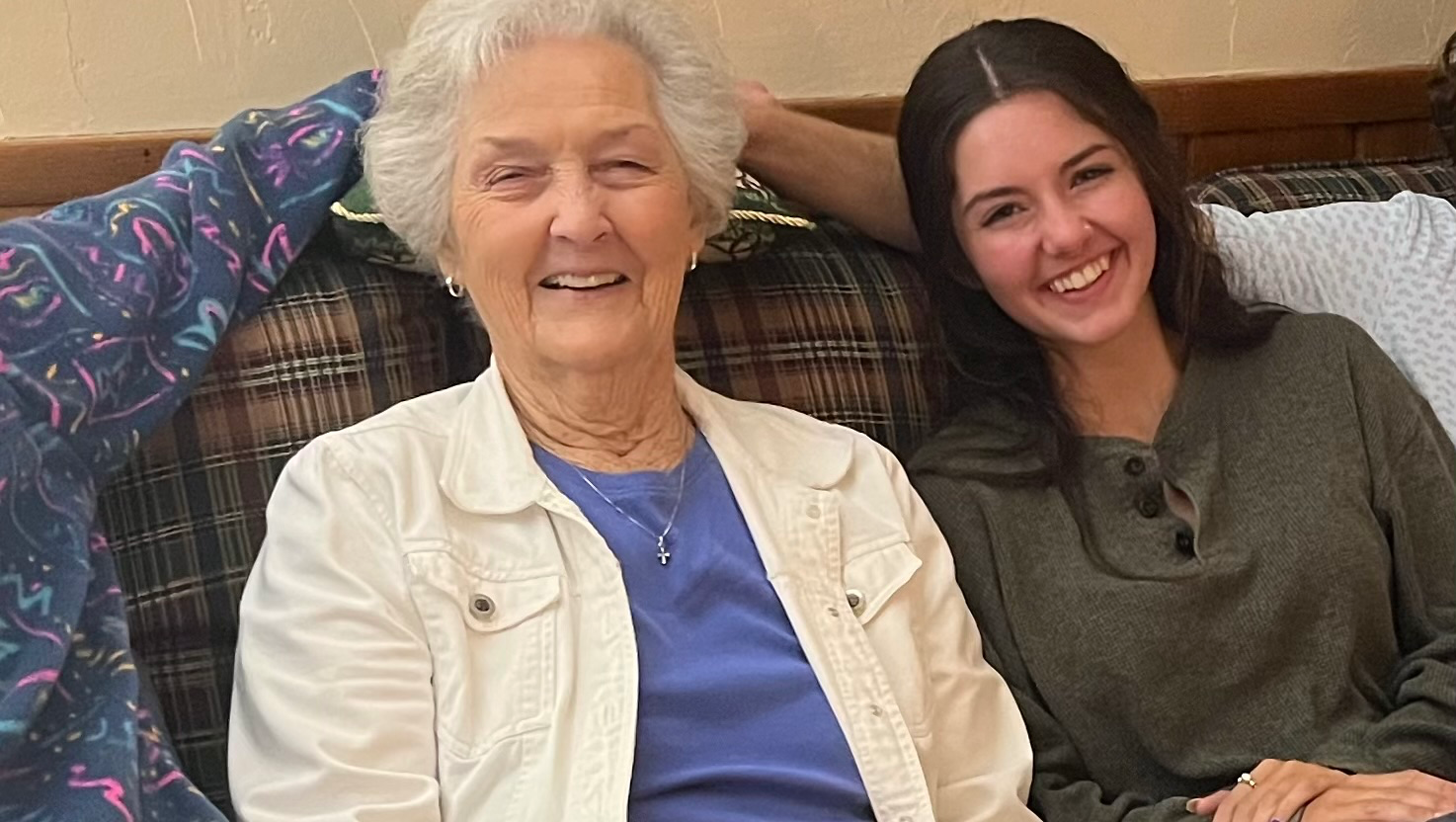 Fundraiser by Mackenzie Lubbe : Support Mackenzie's grandmother through her recent losses