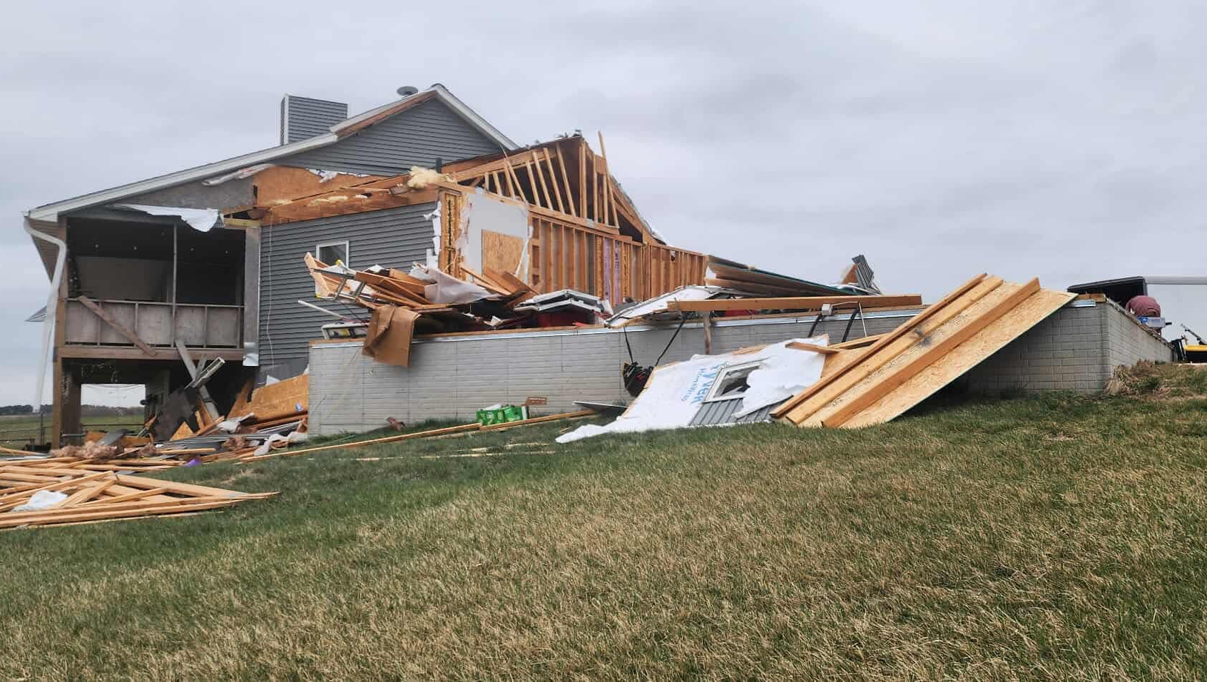 Fundraiser for Heather Jacobsen by Missy Throckmorton : Support Heather and Andy After Tornado Loss