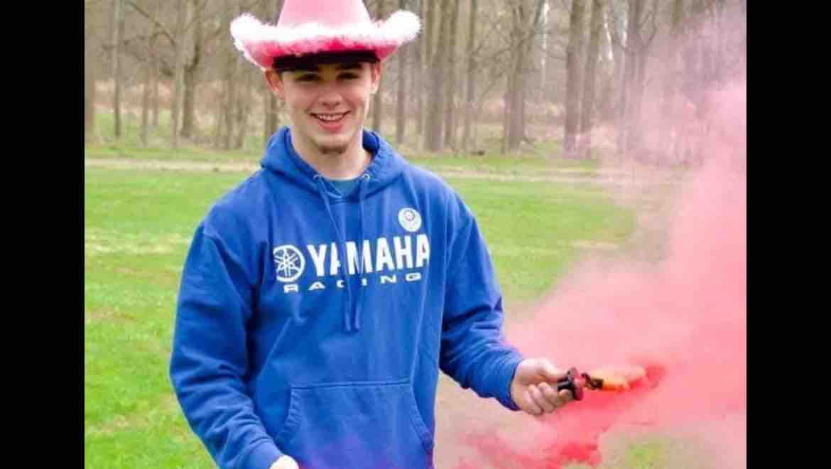 Fundraiser for Brett Bacon by Sara Allen : Help support Jordan & family