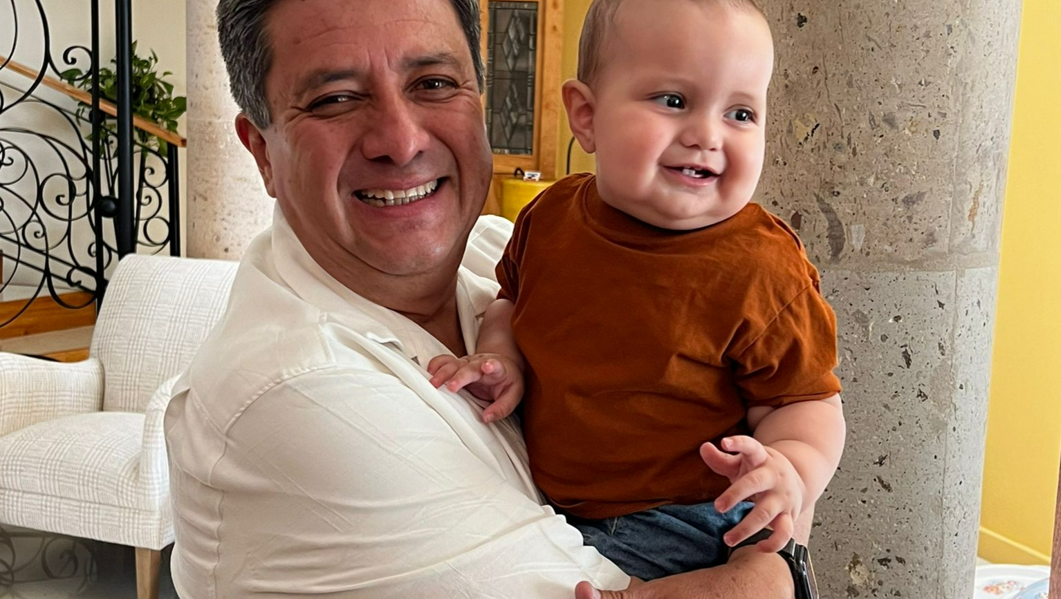 Fundraiser for Adalberto Rios Herrera by Astrid Rios : Traslado a Juárez por ambulancia aérea