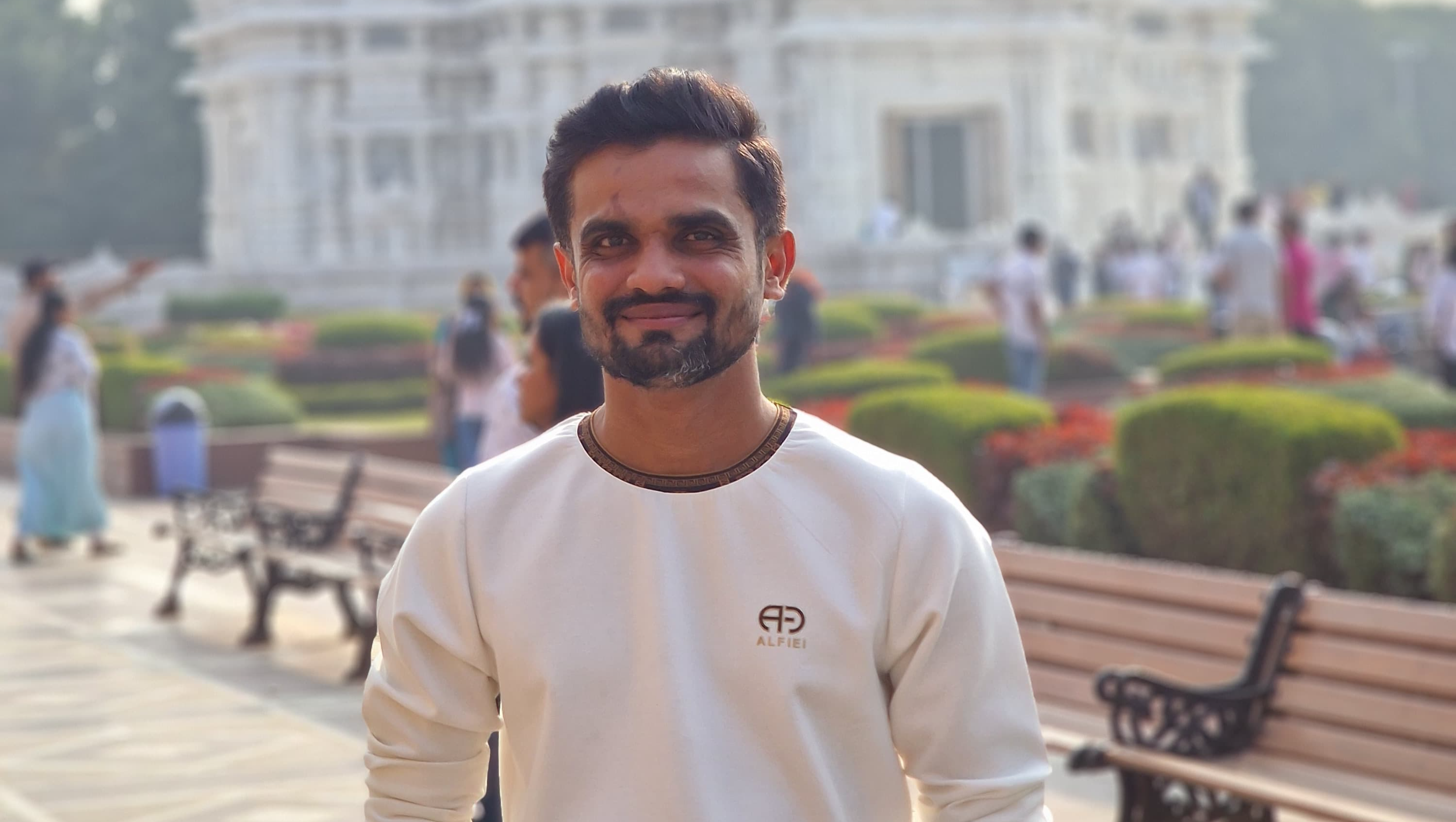 Fundraiser by Hardikkumar Dineshbhai Dudhat : Contribute to take Akshay's body back home