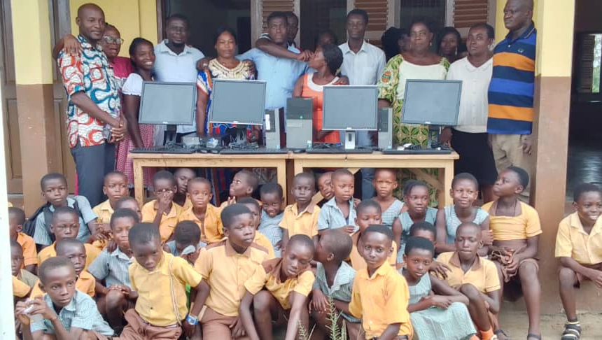 Fundraiser by Luke Johnson : Support Komenda School's Computer Lab Dream