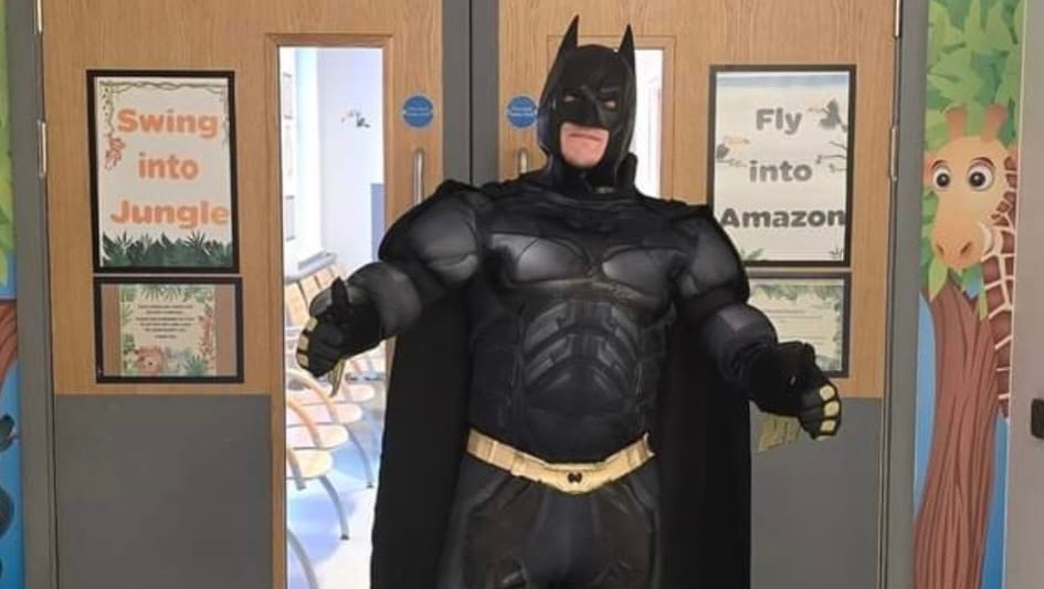 Fundraiser by Adrian Guttridge : Batman climbing for children charity