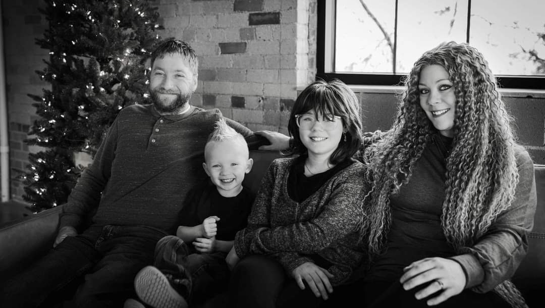 Fundraiser for Breyanna Lee by Kelsey Gale : Support Bre, Anastasia, and Arrow during this ...