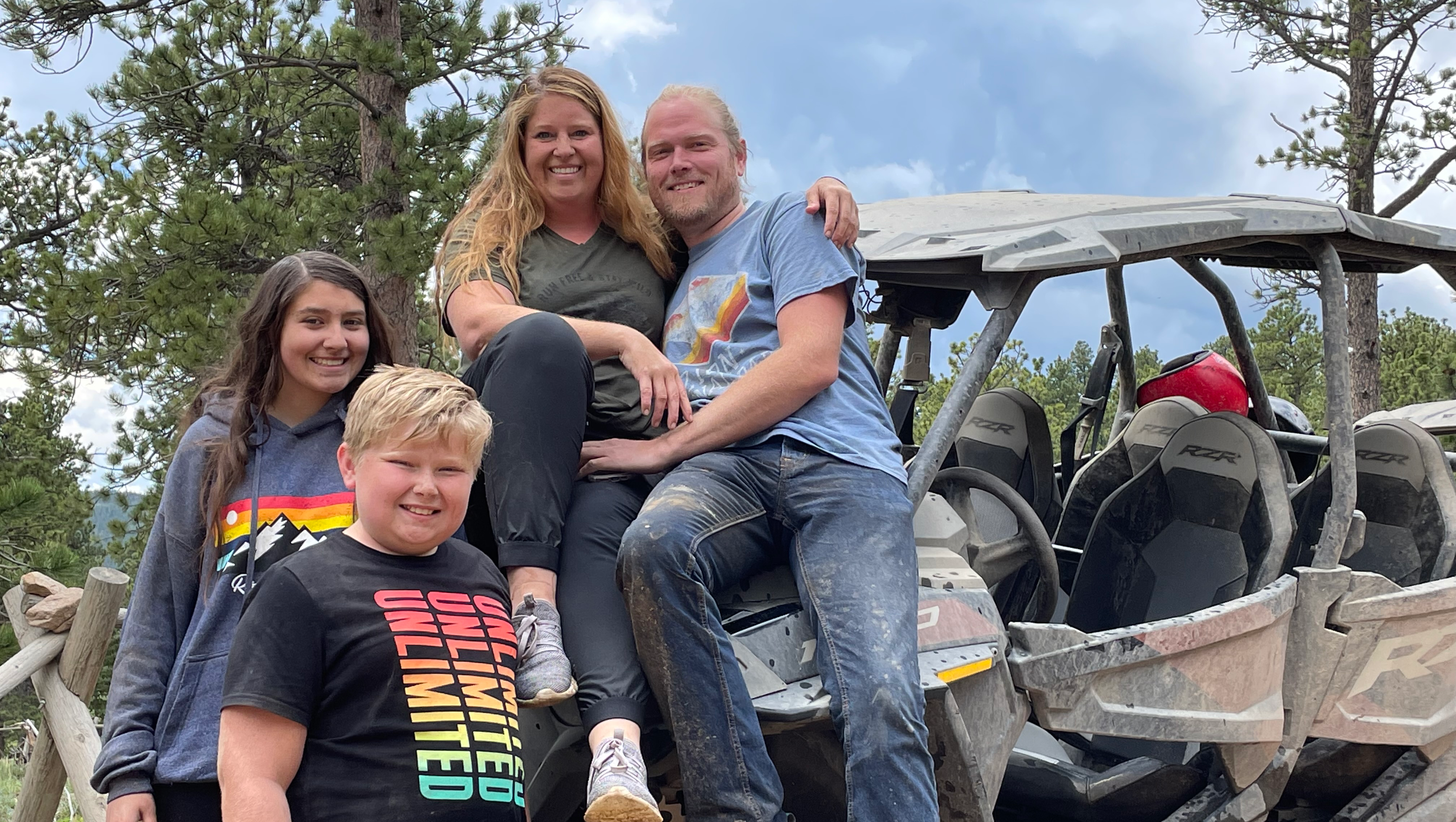 Fundraiser for Jessica Carlson by Lindsay Mathias : Support Brett Carlson's Family in Their Loss