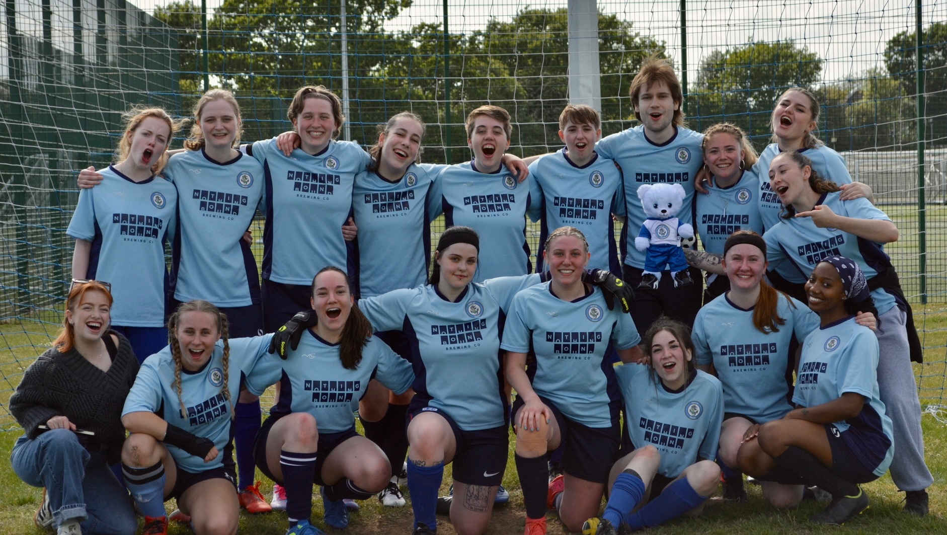 Fundraiser by Cait Arran : Help get the Sirens to the final!