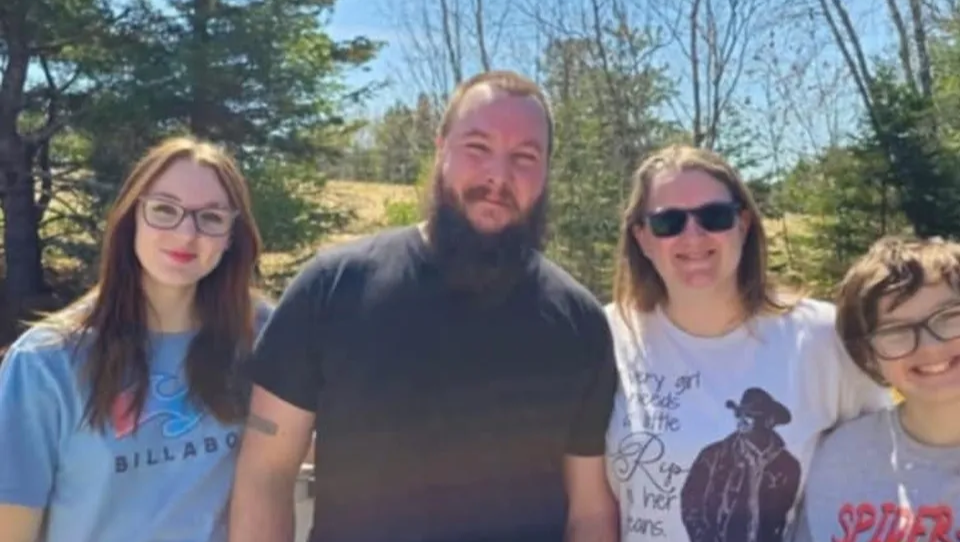 Fundraiser for Vicki Weaver by Joanne Theoret : The devastating loss of ...