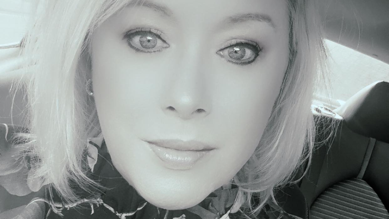 Fundraiser for Joy Elliot by Steven Owens : Help Joy Elliot Beat Breast Cancer – She Needs Us Now