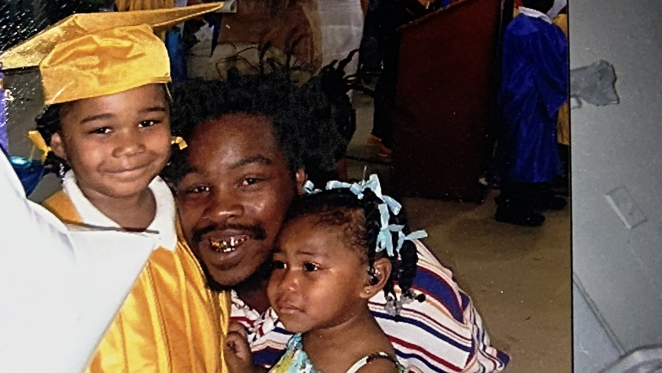 Fundraiser by Willasha Mills : Willie Mills: A Loving Father Gone Too Soon